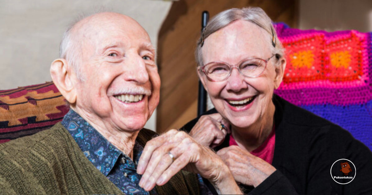 Prisimenu, kaip vaikystėje senelė paliko mus su broliu sodyboje. Paliko ...