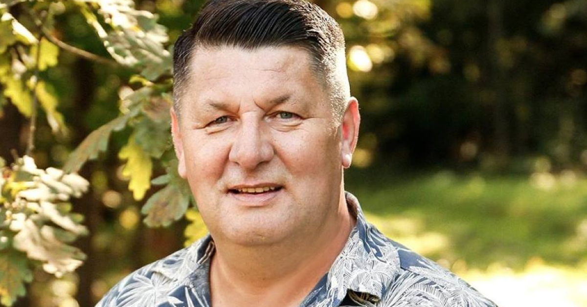 Vyras prarado verslą, butas parduotas, pinigų nėra. Eiti dirbti nenori ...